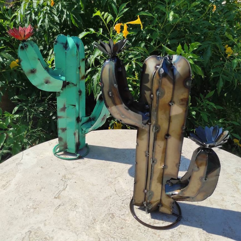 Metal Cactus Yard Art - Etsy