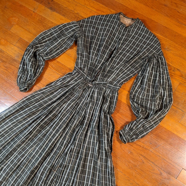 Victorian Work Dress - Etsy