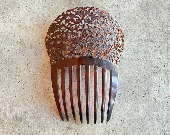 Mid-19th C. Carved Tortoise Shell Decorative Comb | Antique Victorian ...