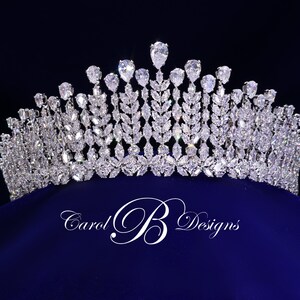 Bridal Tiara, Silver Royal Wedding Crown, Bridal Headpiece - Etsy