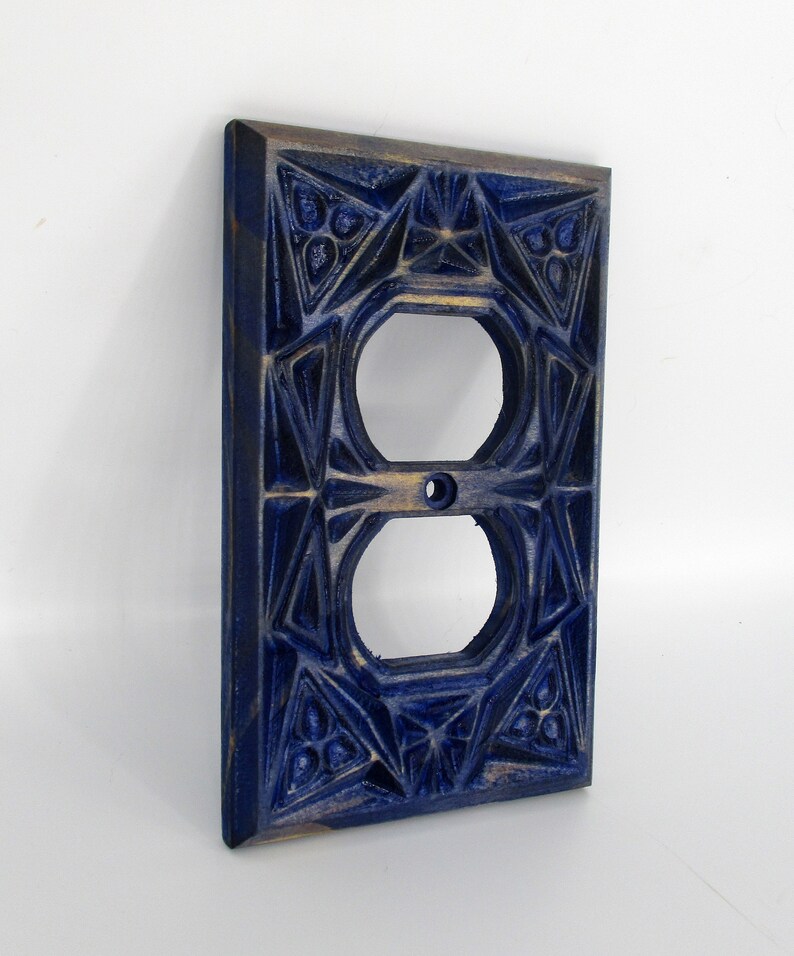 Geometric Petals Outlet Cover Plate comes in Multiple Colors - Etsy