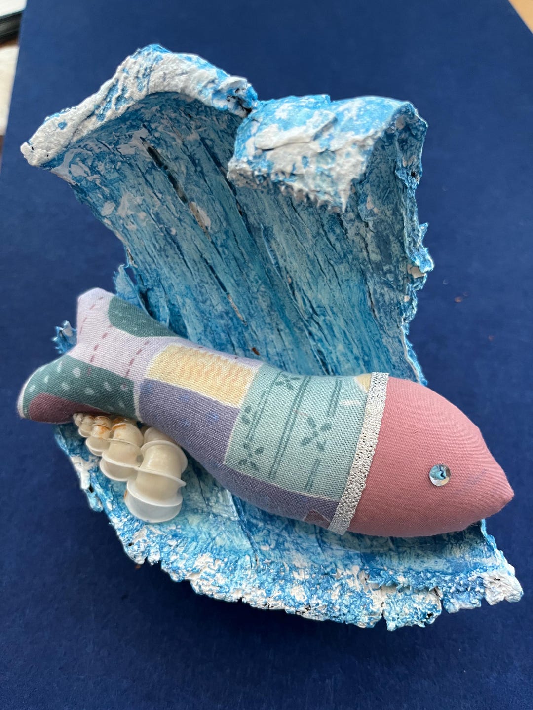 5 Plaid FISH on CRASHING WAVE With Foam, Bark Wave and Base, Rare ...