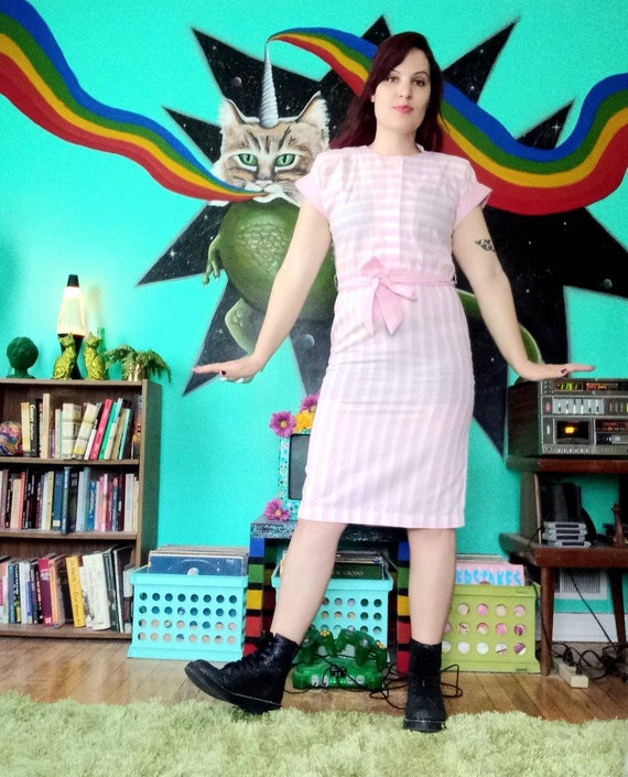 1980s Vintage Pastel Pink And White Striped Kawaii Pe… Gem