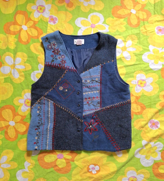 1990s does 1970s Vintage Floral Embroidered Patchwork… - Gem