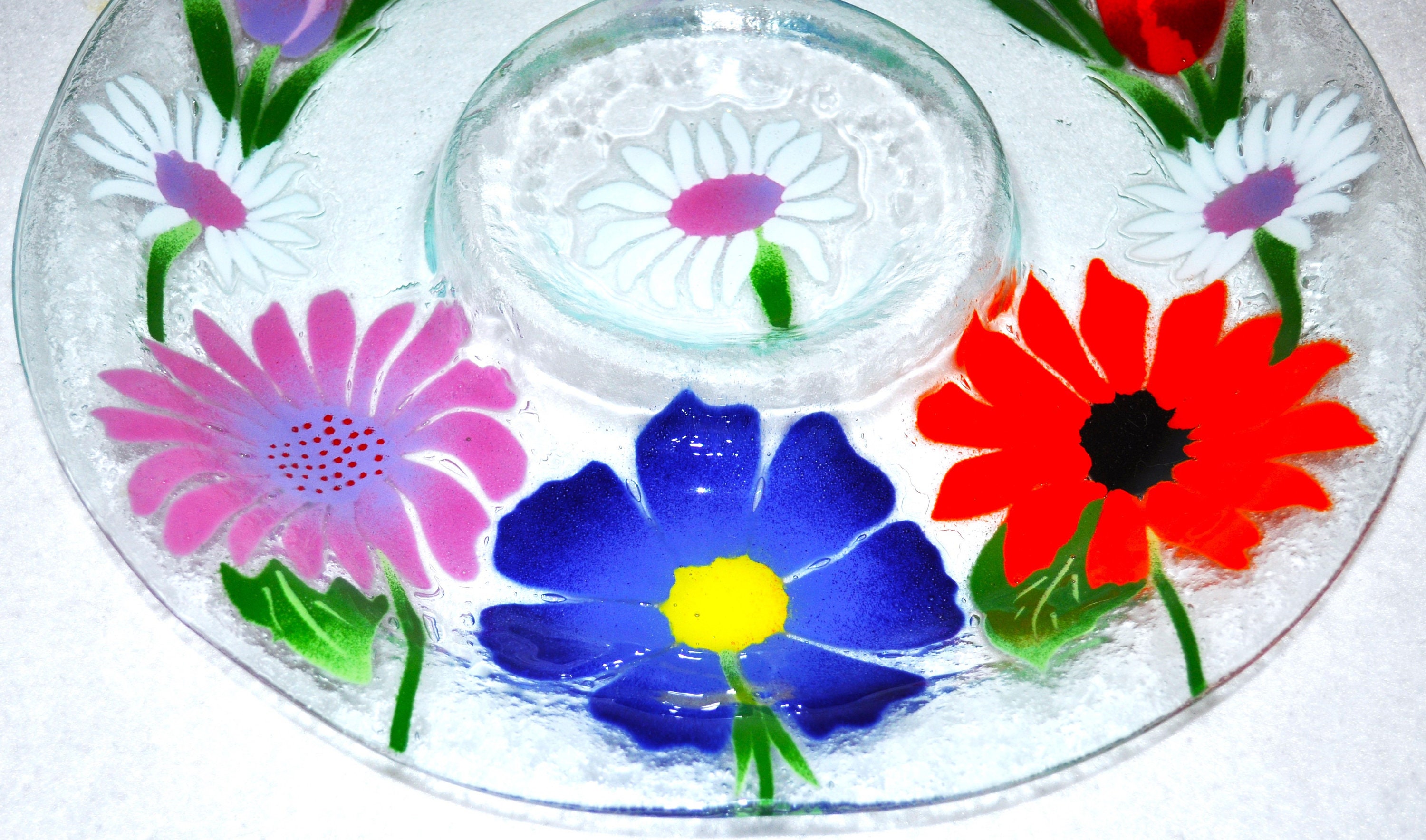 Gorgeous Studio Art Fused Glass Spring Flowers Vegetable, Hors D ...