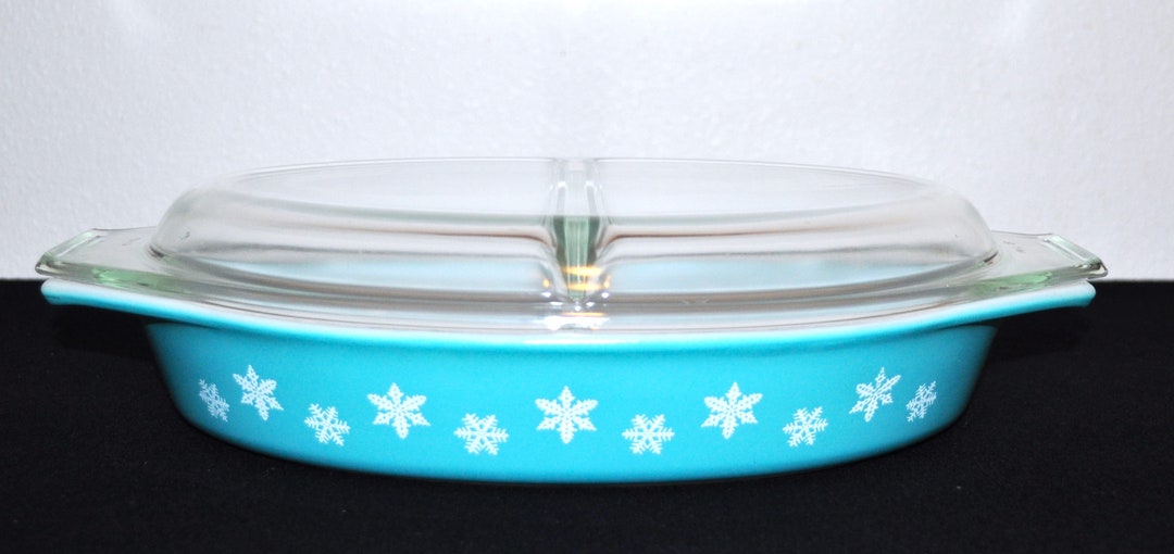 Vintage PYREX Turquoise Blue "snowflake" 1-1/2 Quart Divided Casserole ...