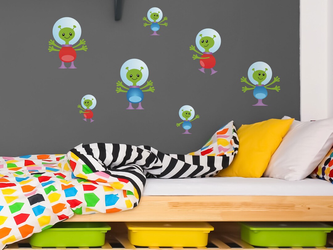 Alien Family Wall Sticker, Alien Wall Sticker, Alien Wall Decal, Space ...