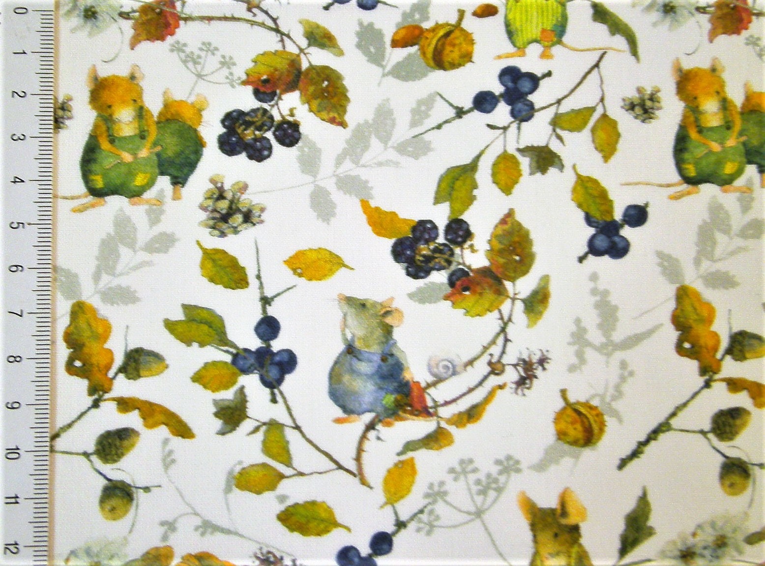 05 M Printed Fabric hedge Mice 145 Cm W. - Etsy Australia