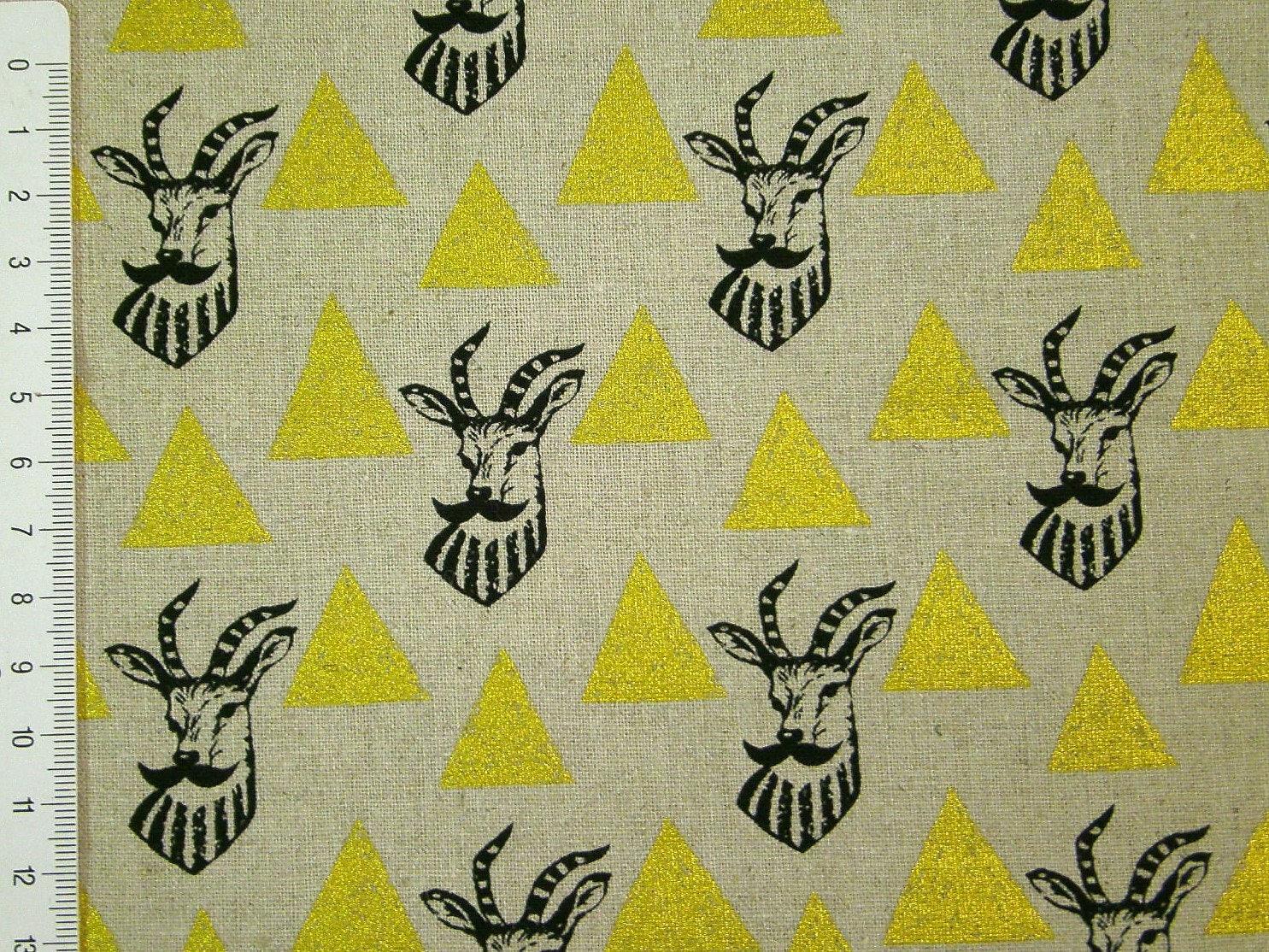 0,5 M Japanese Fabric "mustache Deer" 110 Cm Br. Kokka - Etsy