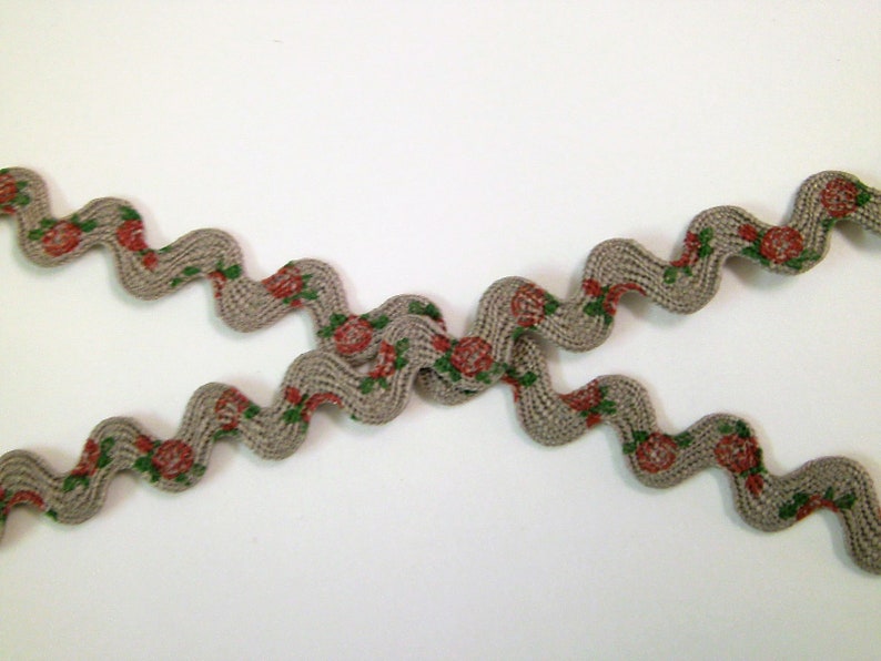 1 M Printed Rickrack Trim "roses" 8 Mm W Flowers - Etsy