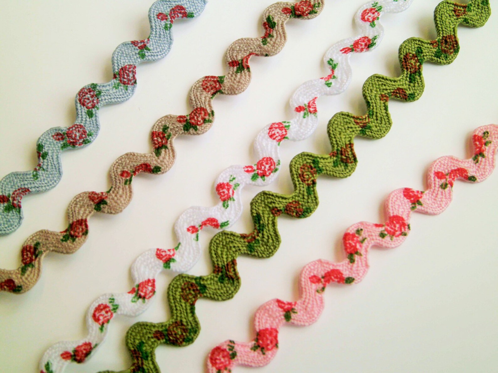 1 M Printed Rickrack Trim "roses" 8 Mm W Flowers - Etsy