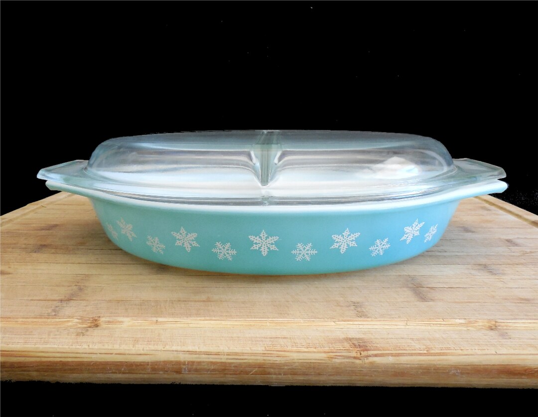 Vintage Pyrex Turquoise Snowflake Divided Dish: 1.5 QT Oval Casserole ...