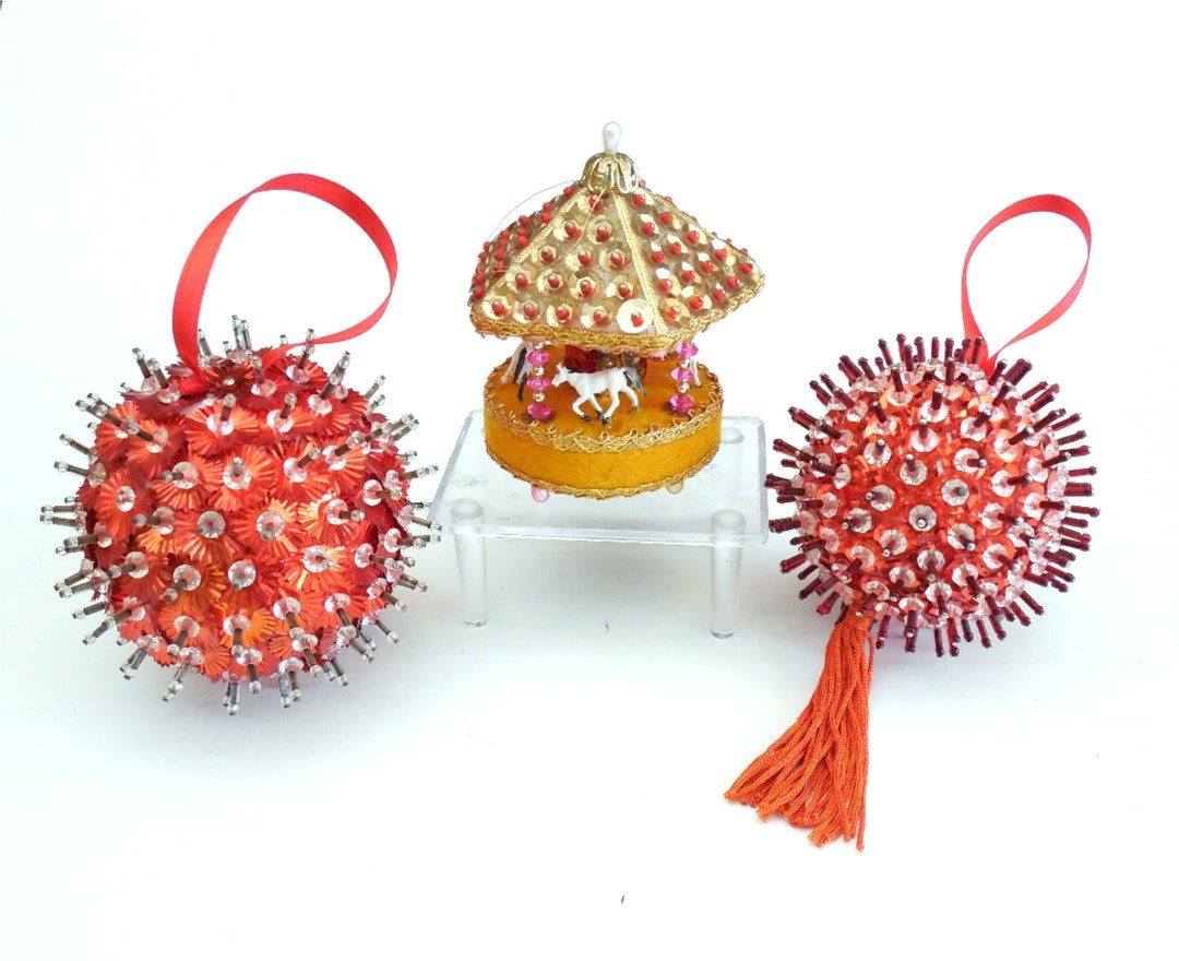 Vintage Push Pin Ornaments 3 Pcs. Sequin & Beads Red Gold - Etsy
