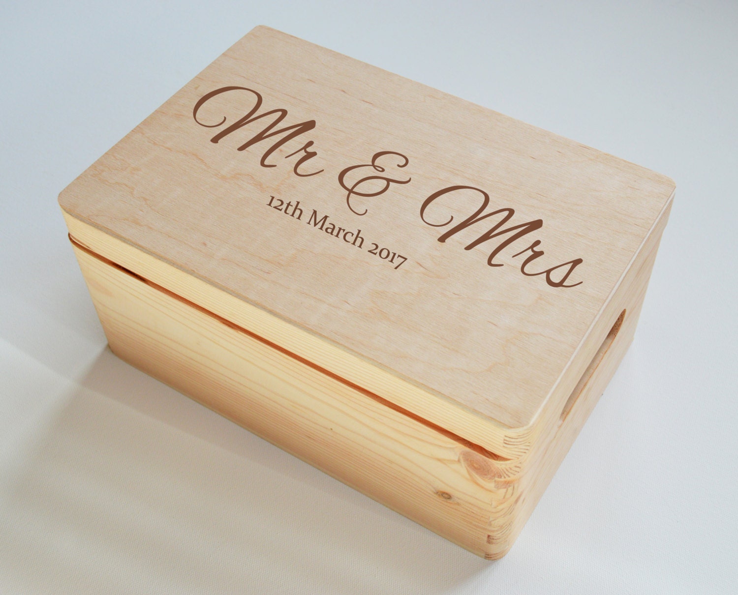 Personalised Wooden Box, Mr&Mrs box, Wedding Personalised box, Keepsake ...