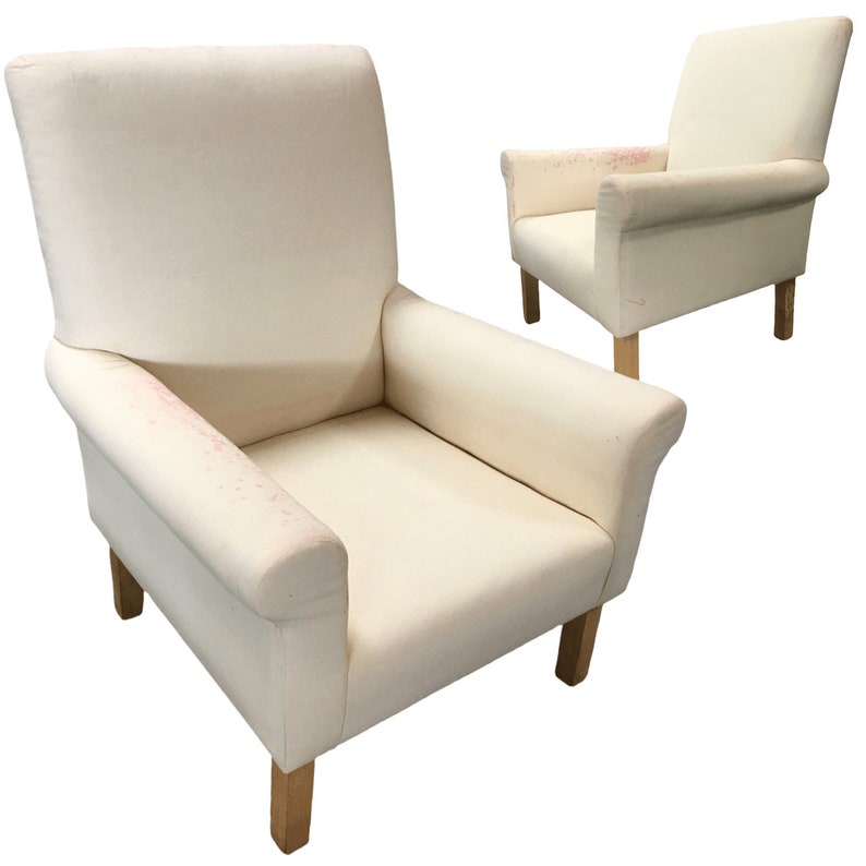 White Muslim Lounge Armchairs With Red Cover and Skirt - Etsy