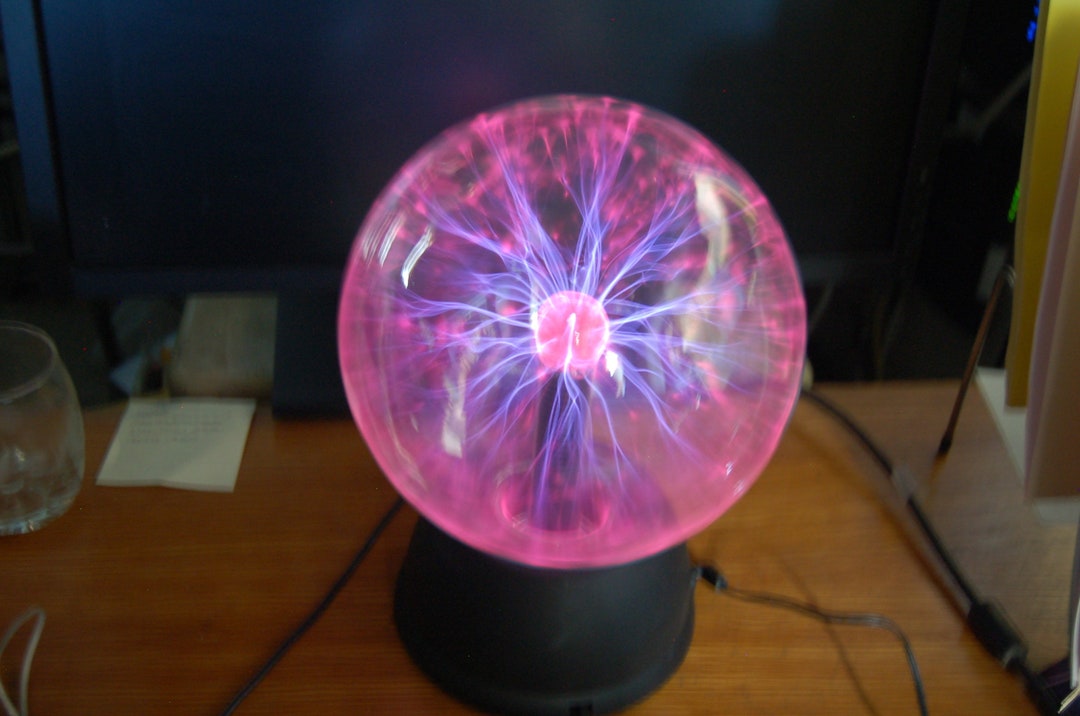 Plasma Strobe Static Electricity Table Lamp - Etsy