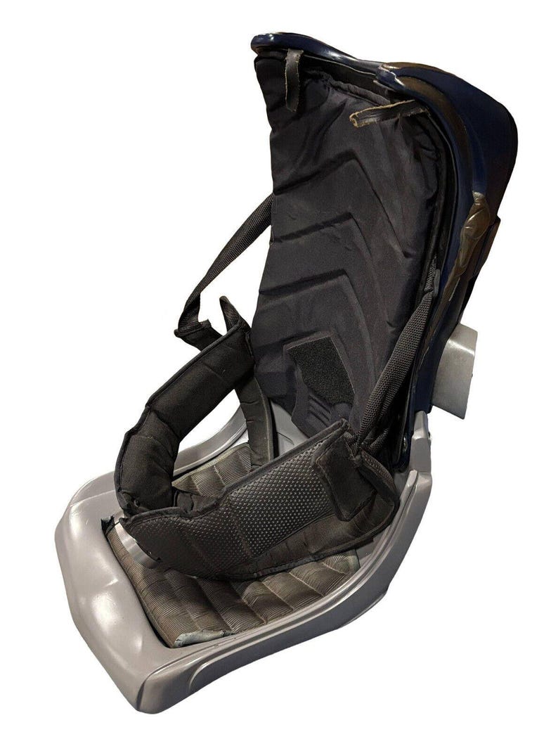 2002 Minority Report Fiberglass Futurist Jetpack Floor Y2K Gaming Chair ...