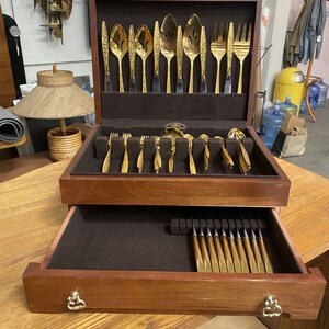 Modernist Pattern Gold Plated Stainless Flatware Set of 92 by Reed and ...
