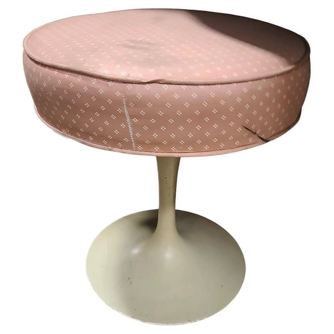 Pink Seat "tulip" Stool Designed by Eero Saarinen for Knoll - Etsy