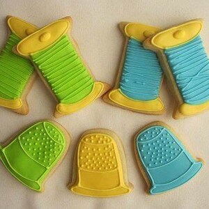 Spool of Thread Cookie Cutter Metal Sewing Quilting Cookie Cutters - Etsy