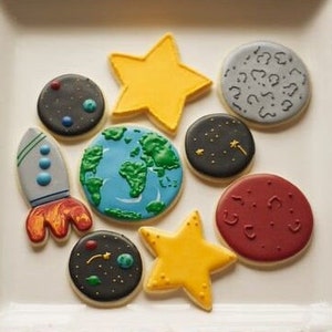 7 Piece Space Cookie Cutter Set Galaxy Solar System Astronomy Metal ...