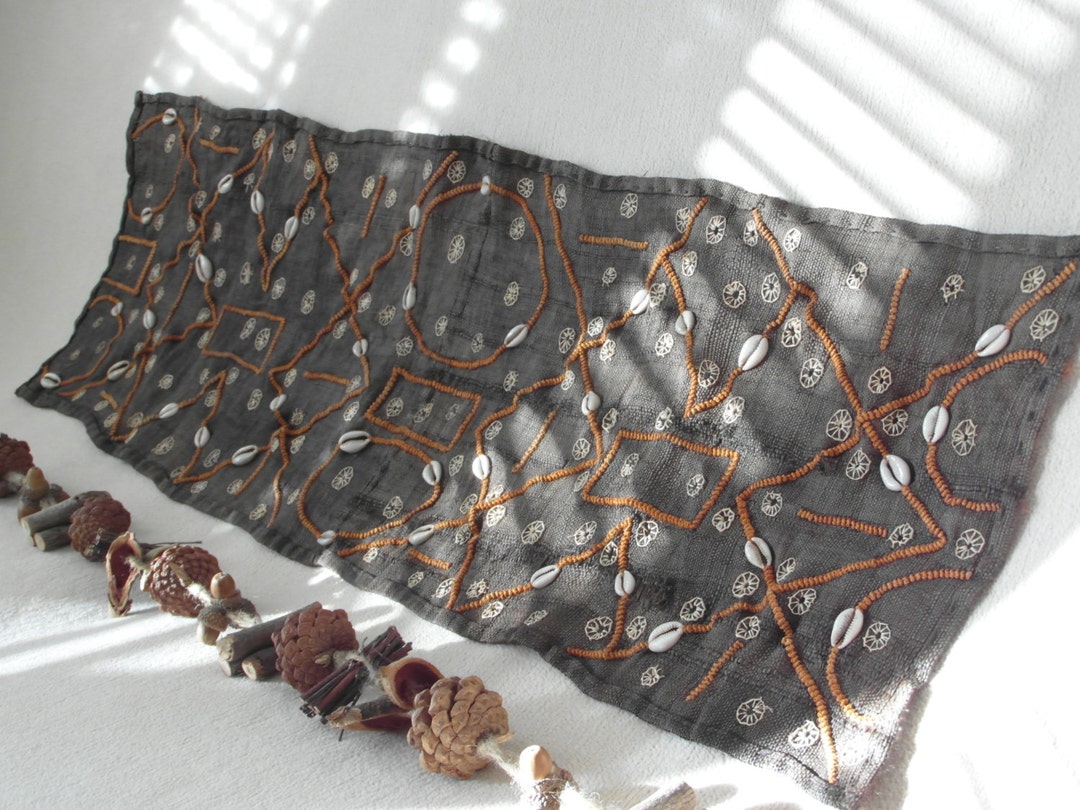 Kuba Cloth DR Congo Raphia Cloth Weaving Art Handmade With Cowrie ...