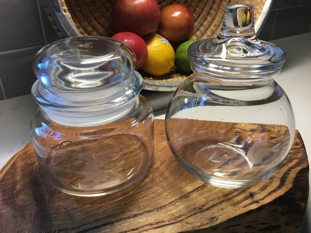 Vintage Crystal Vanity Jars - Set of 2 - Princess House Heritage ...
