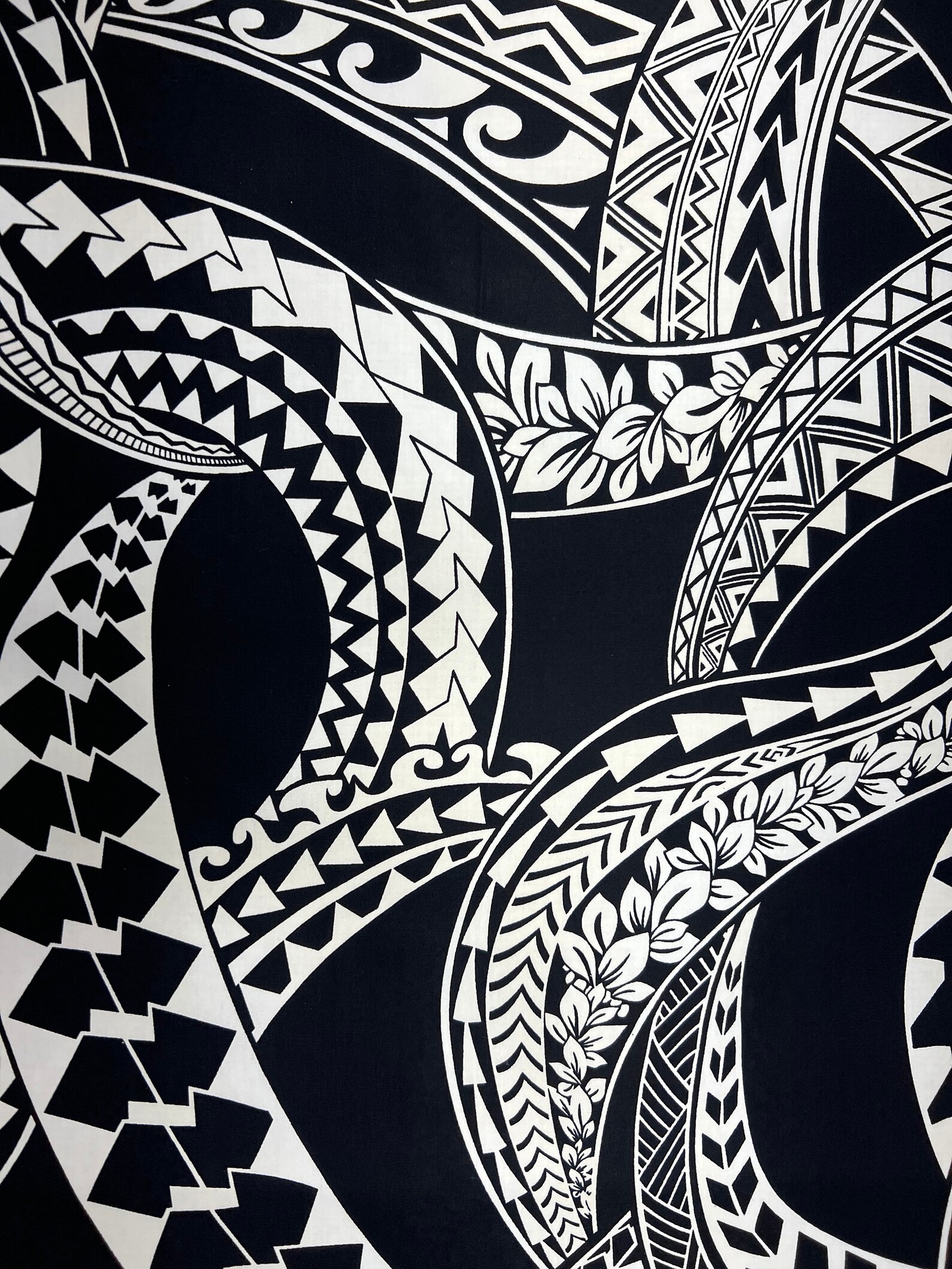 Wrinkle-resistant Fabric - Swirl Polynesian Tapa Tribal Design - 65 ...