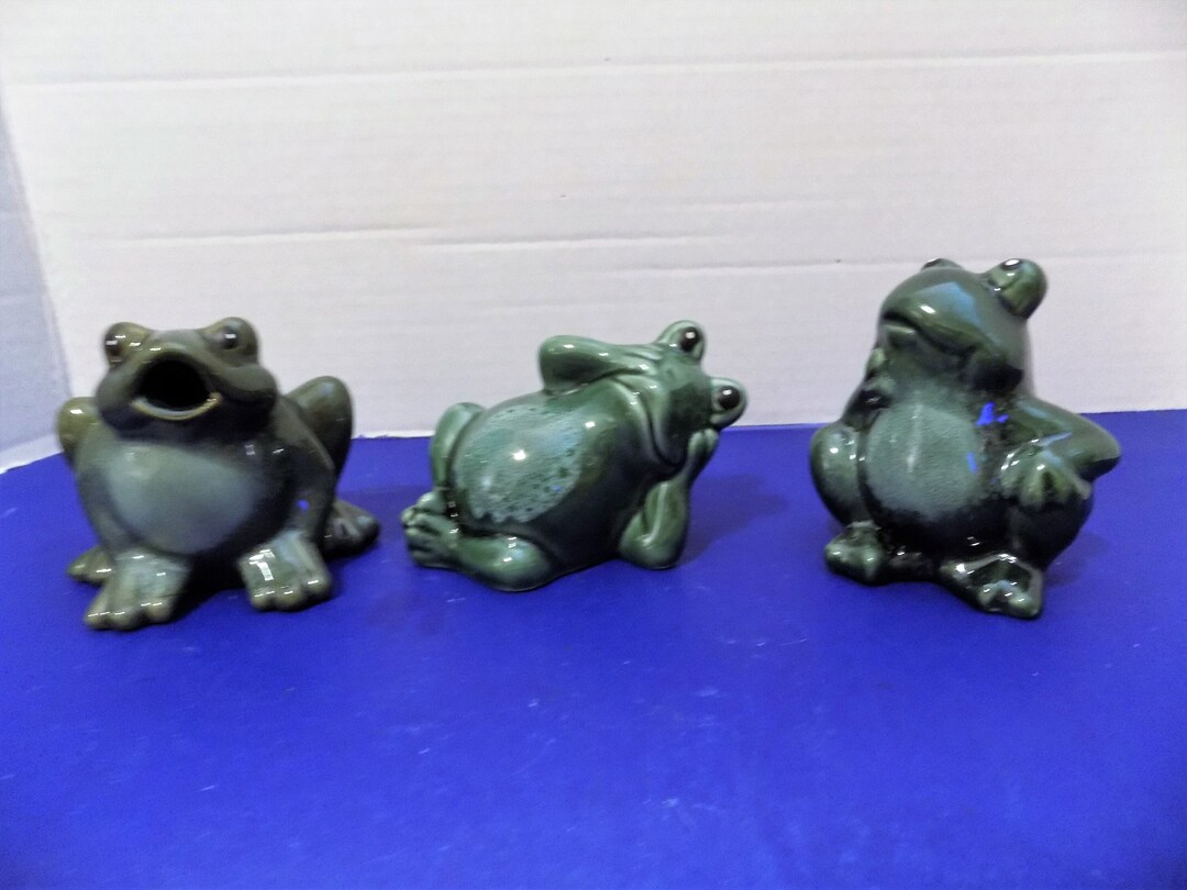 NEW Ceramic Frogs Figurines Set of 3 #A005 - Etsy