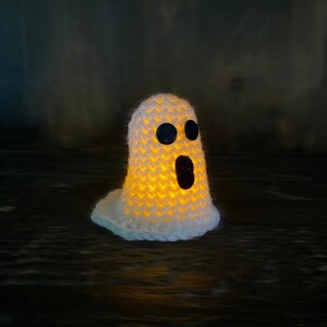 Crochet GLOW GHOST Pattern - Etsy