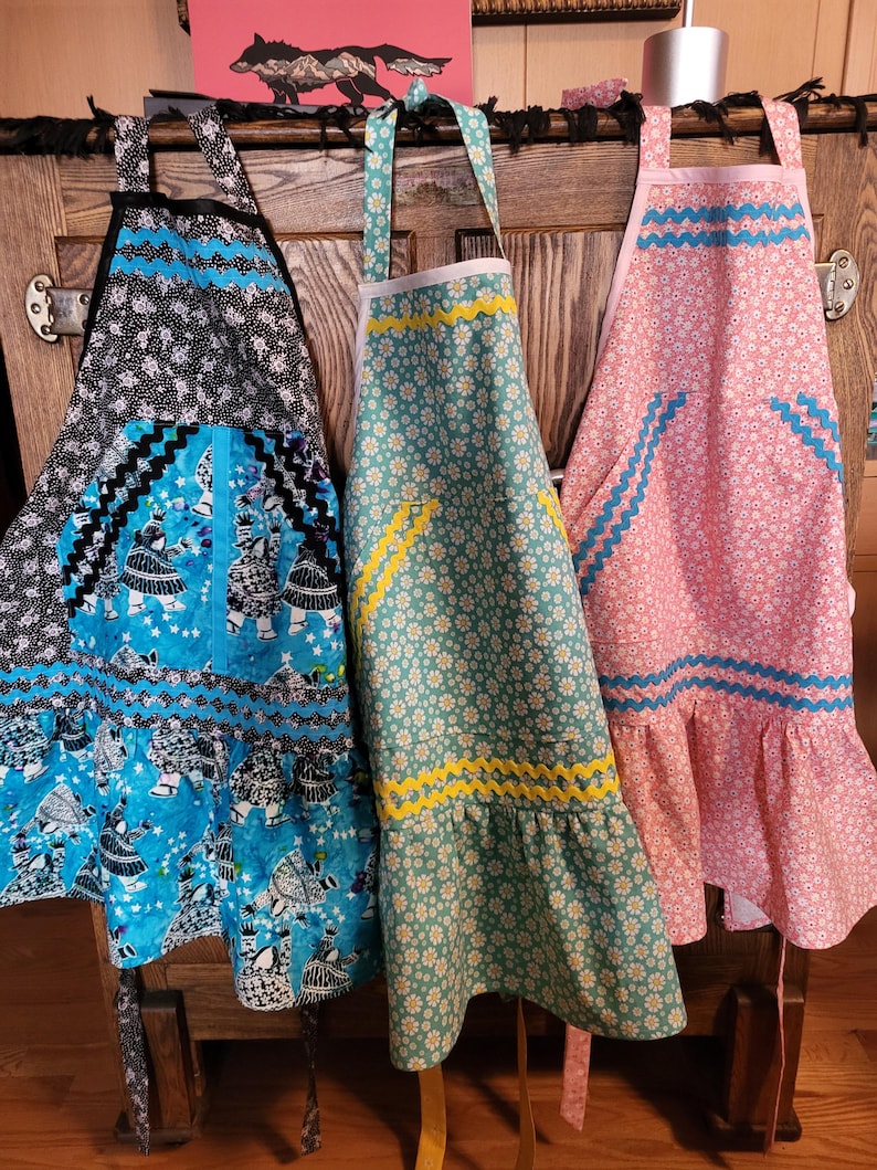 Alaskan Kuspuk Full Apron With Floral Print - Etsy