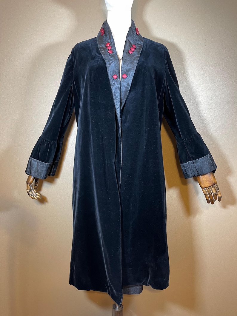 Antique 1920s 1930s Flapper Glam Goth Black Velvet and Moire Silk Opera ...