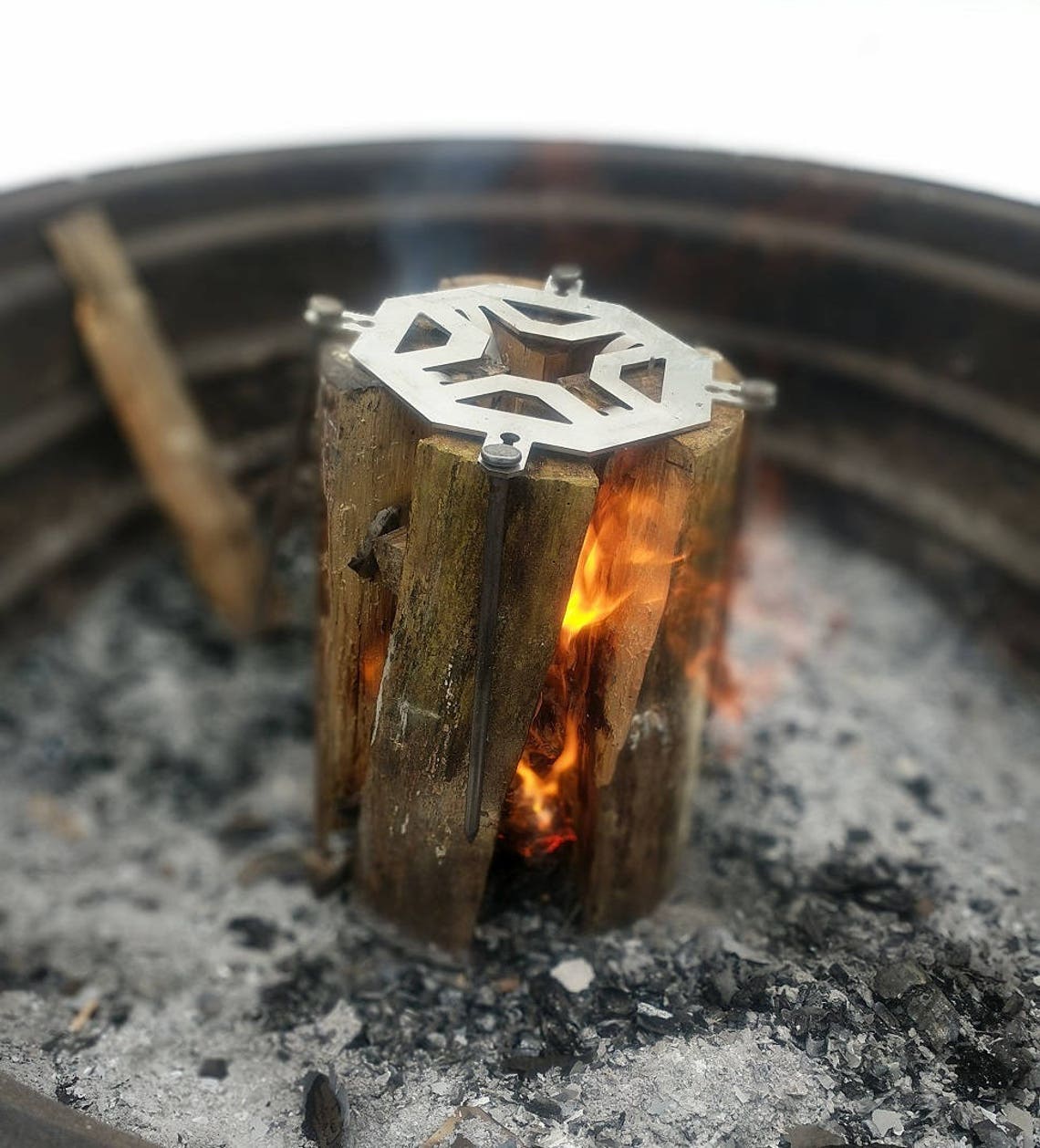 Minne-swedish Torch Lightweight Campfire Log Grill - Etsy