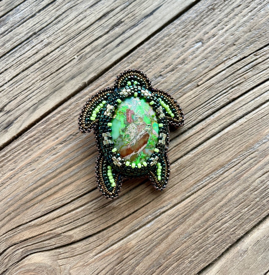 Tortoise Pin, Sea Turtle Pin, Green Turtle Brooch, Beaded Turtle Pin ...