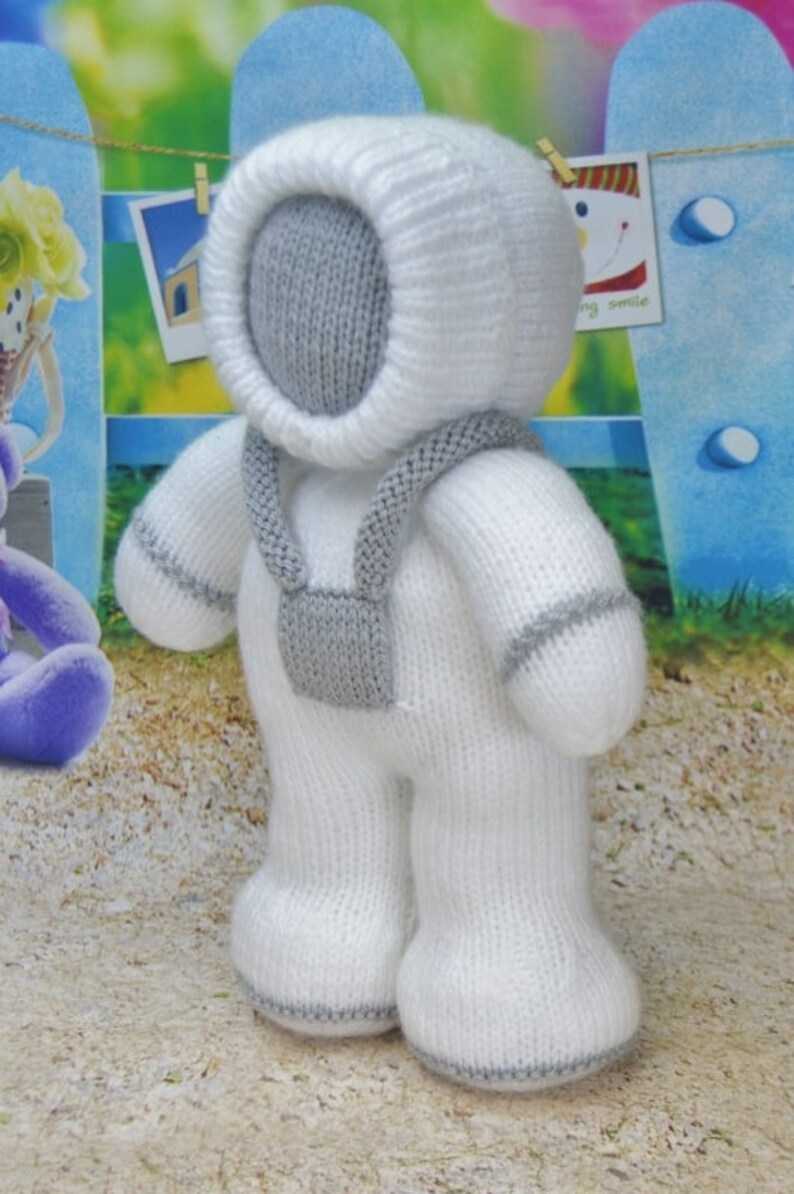 PDF KNITTING PATTERN Lunar the Astronaut Knitting Pattern | Etsy UK