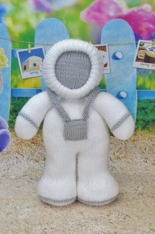 PDF KNITTING PATTERN Lunar the Astronaut Knitting Pattern | Etsy UK