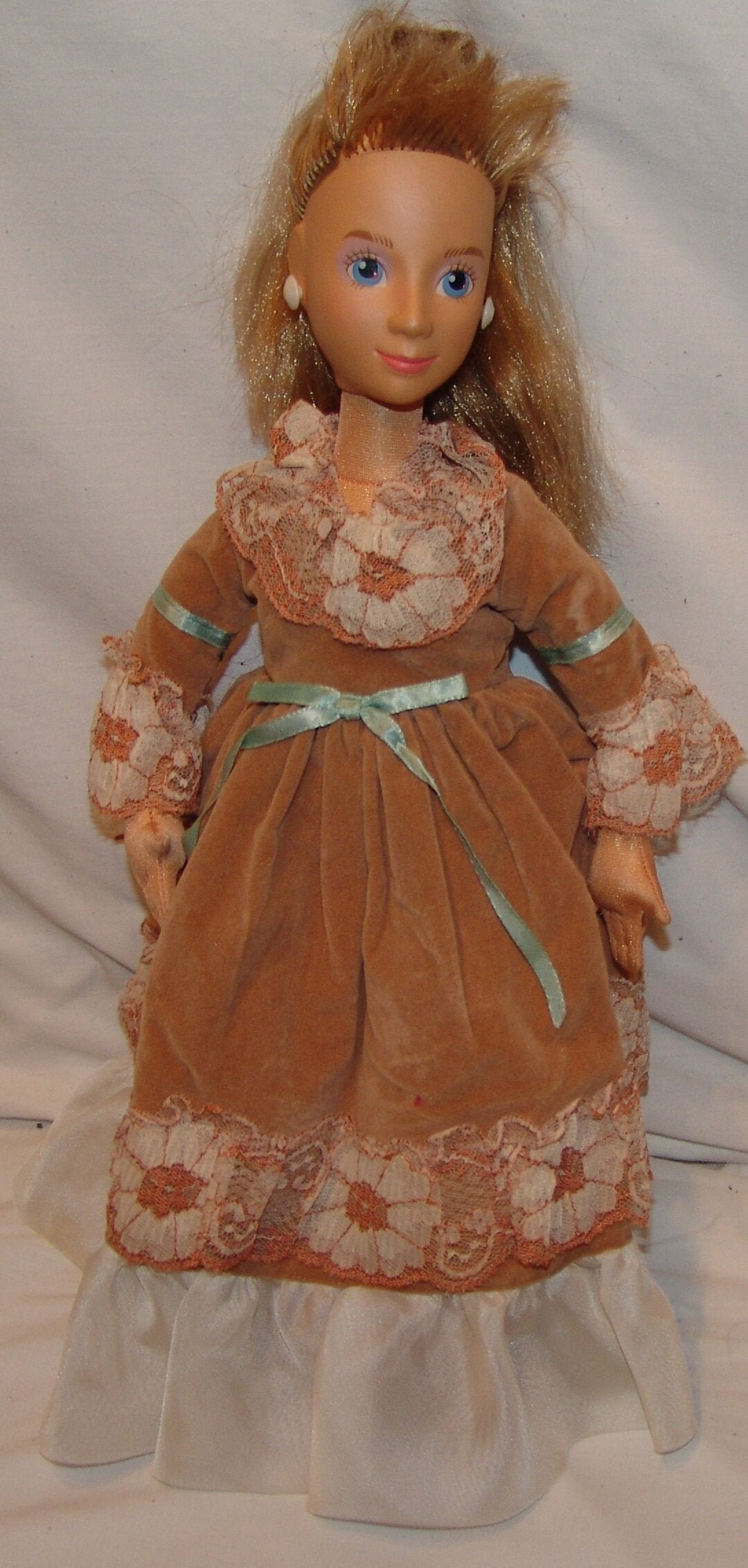 Mattel 1986 Barbie Soft Body Hot Looks 18" Doll Toy W/ Dress Poseable ...