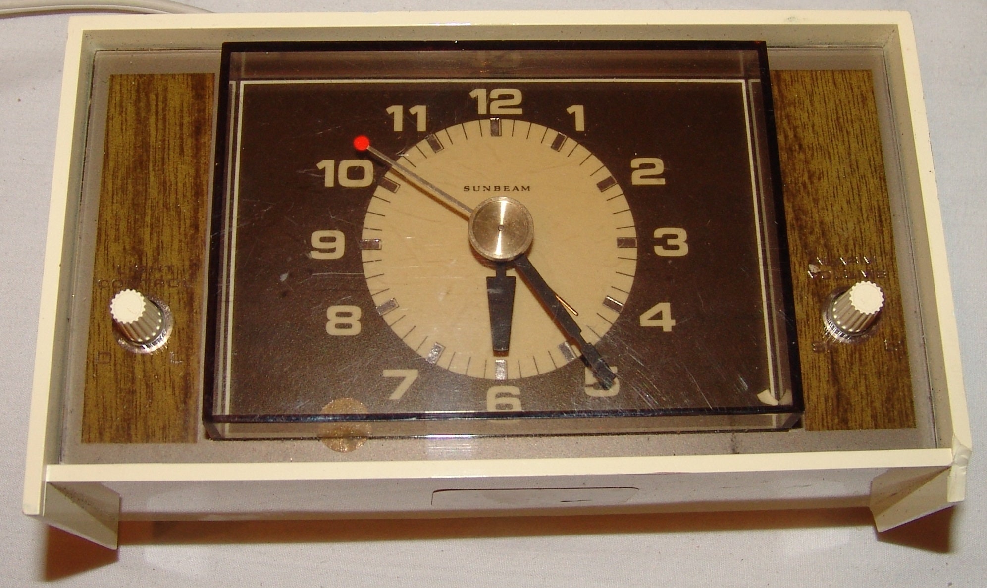Sunbeam Vtg Alarm Clock Lights up Works Buzzer Electric - Etsy