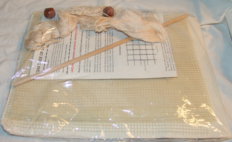 Creative Circle, Tree of Life, Banner, New, NOS, Karen Paul, 1344, Lace ...