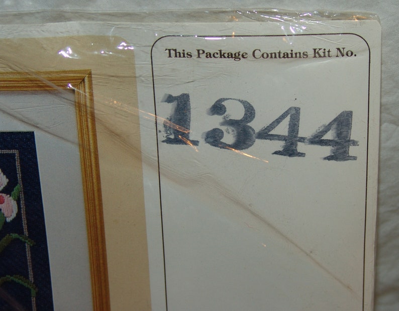 Creative Circle, Tree of Life, Banner, New, NOS, Karen Paul, 1344, Lace ...