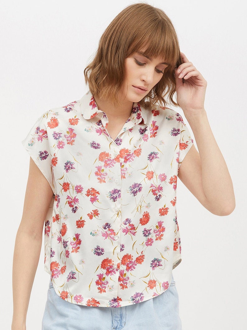 Dreamy Floral Silk Satin Short Sleeve Box Top off White - Etsy