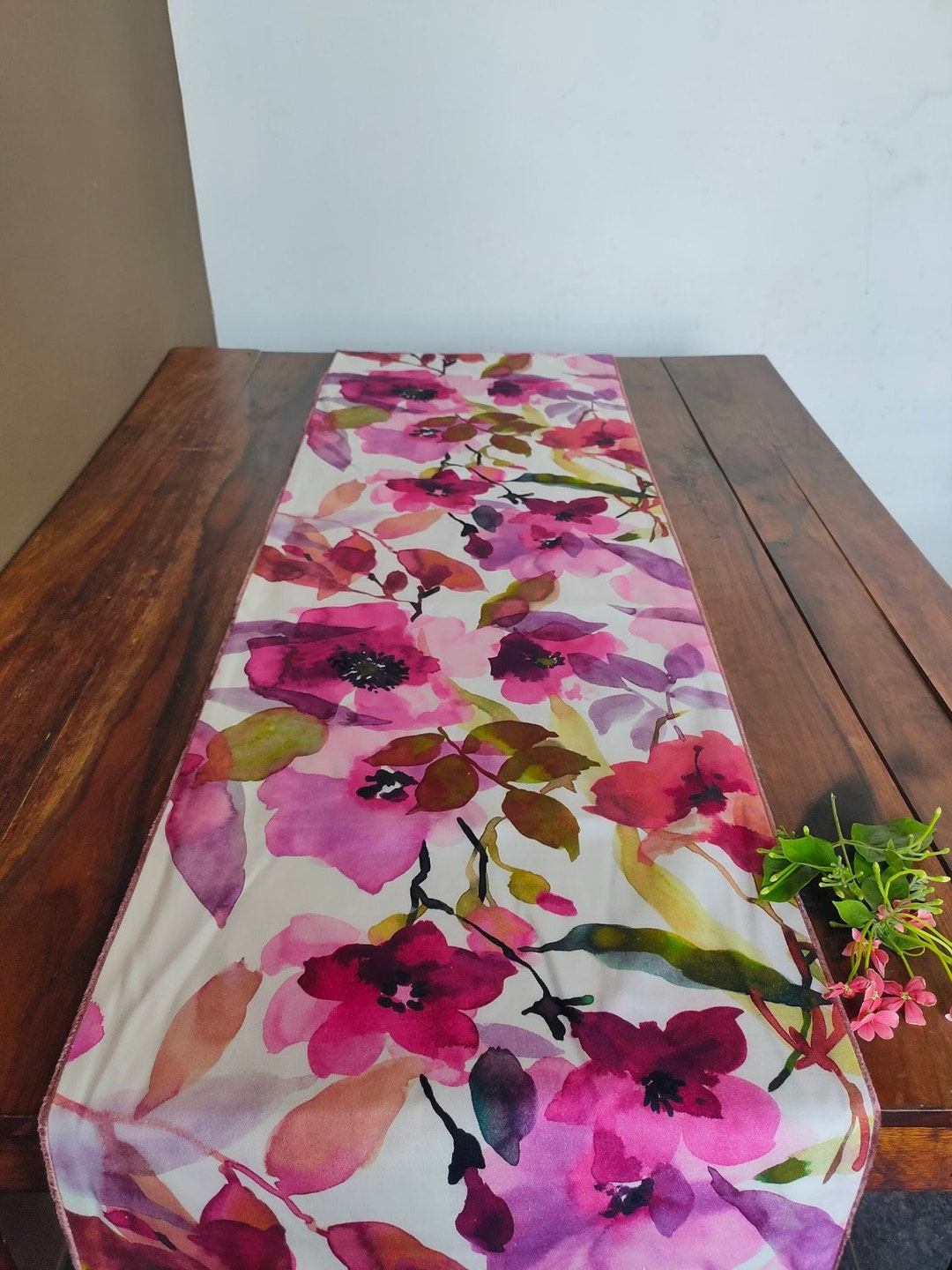 Floral Pattern Table Runner for Living Room or Wedding Table, Handmade ...