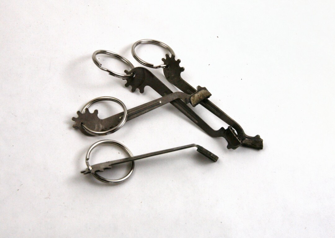 Vintage Typewriter Key Chain Ring - Typewriter Key Chain - Vintage ...