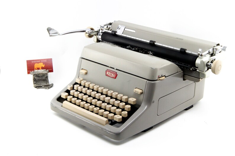 Royal FP Vintage Typewriter Restored - Etsy