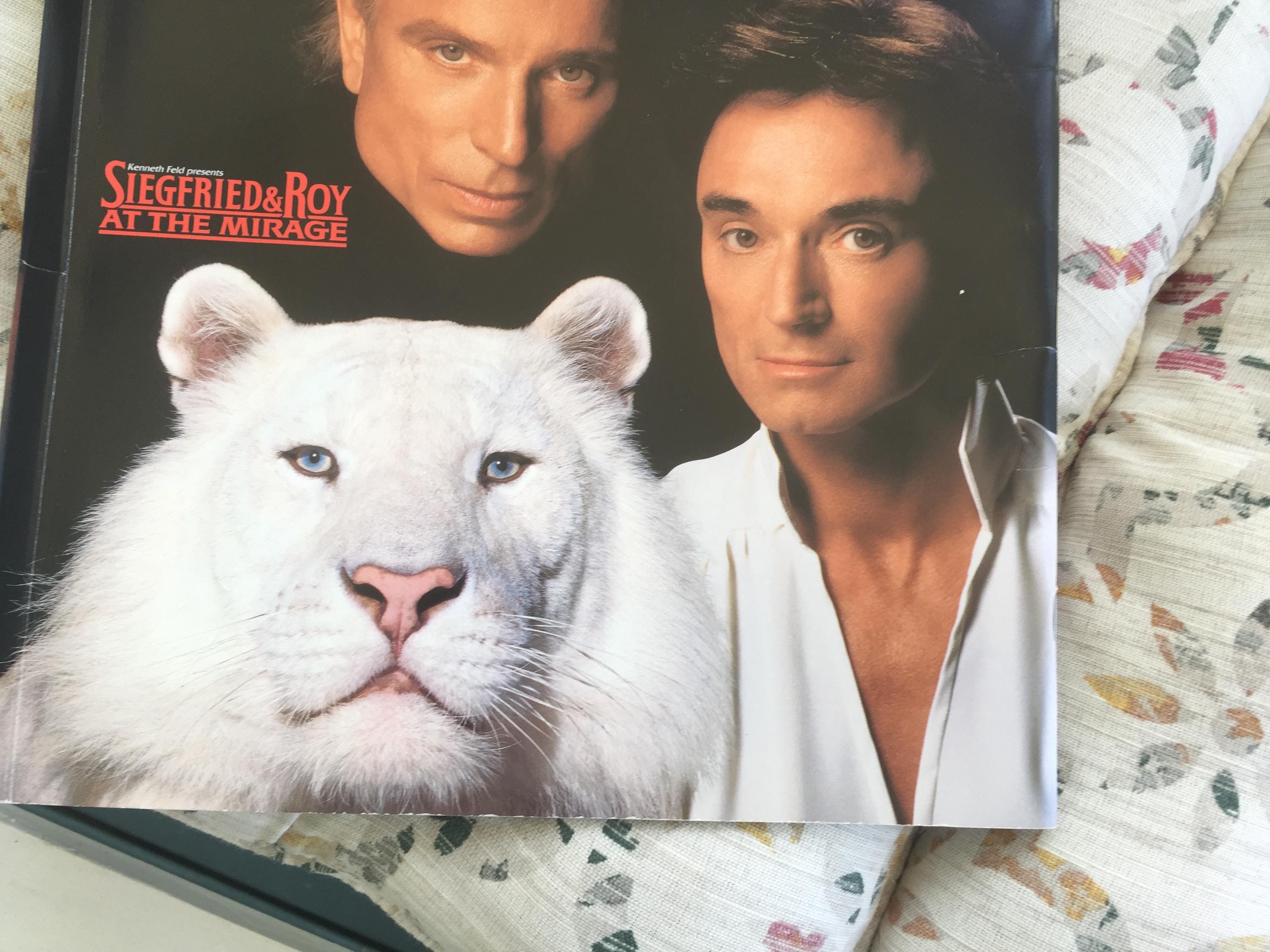 The Last Sigfried and Roy Mirage Showbill '98 - Etsy