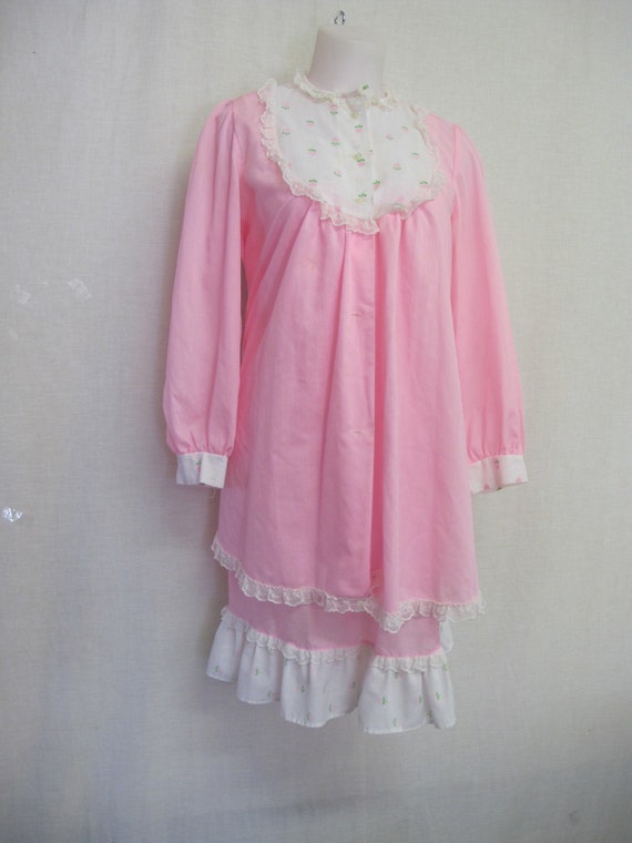 Vintage Nightgown Set Nightgown And Peignoir 1960s Ni Gem vintage-nightgown-set-nightgown-and-peignoir-1960s-ni-gem