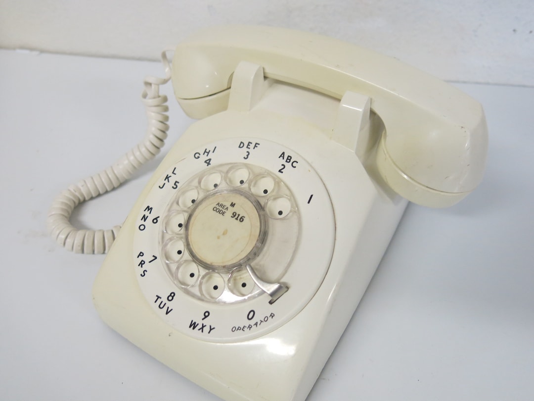 Rotary Telephone Bell Telephone 1960's White Mid Century Telephone - Etsy