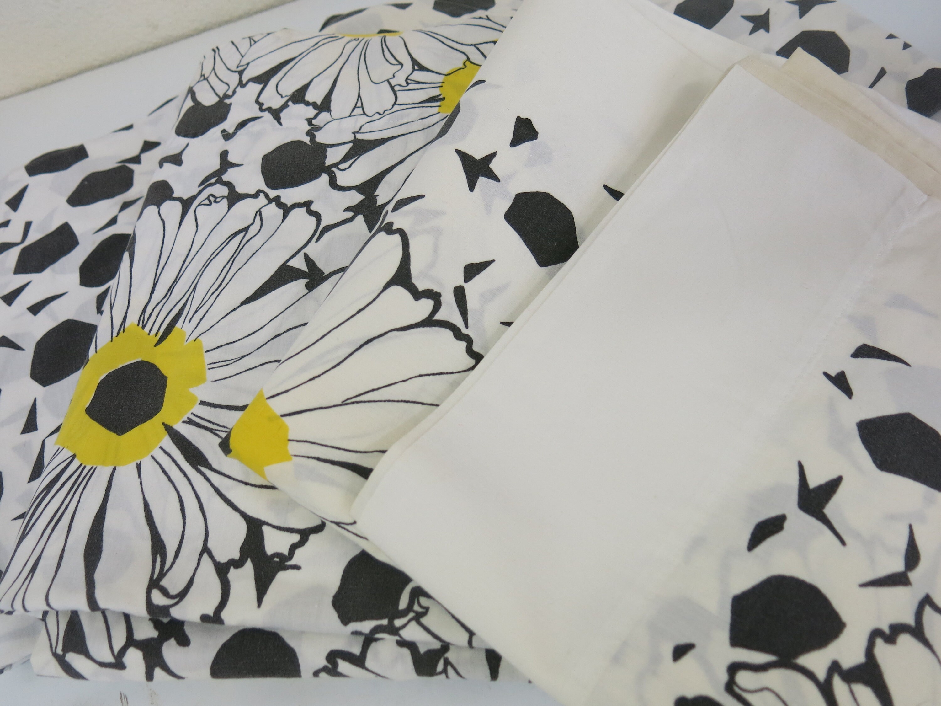 Fieldcrest Mod Daisy Twin Sheet Set W/ 2 Pillowcases NEW Deadstock - Etsy