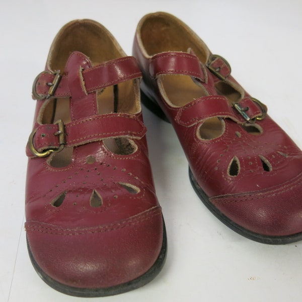 Buster Brown Shoes - Etsy
