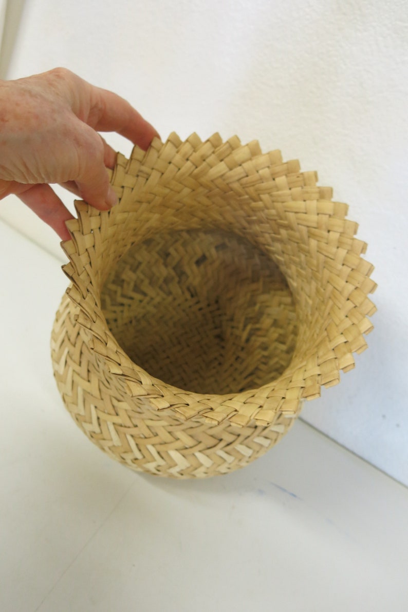 Tarahumara Woven Yucca Basket: Native American Decor - Etsy